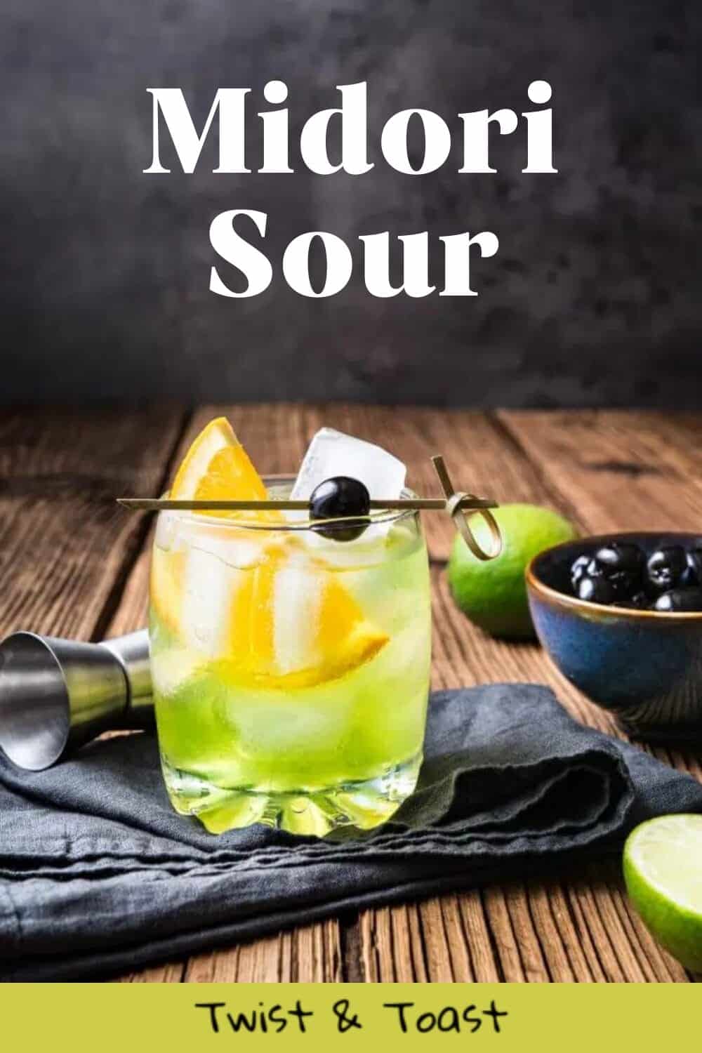 How to Make a Perfect Midori Sour - Twist and Toast
