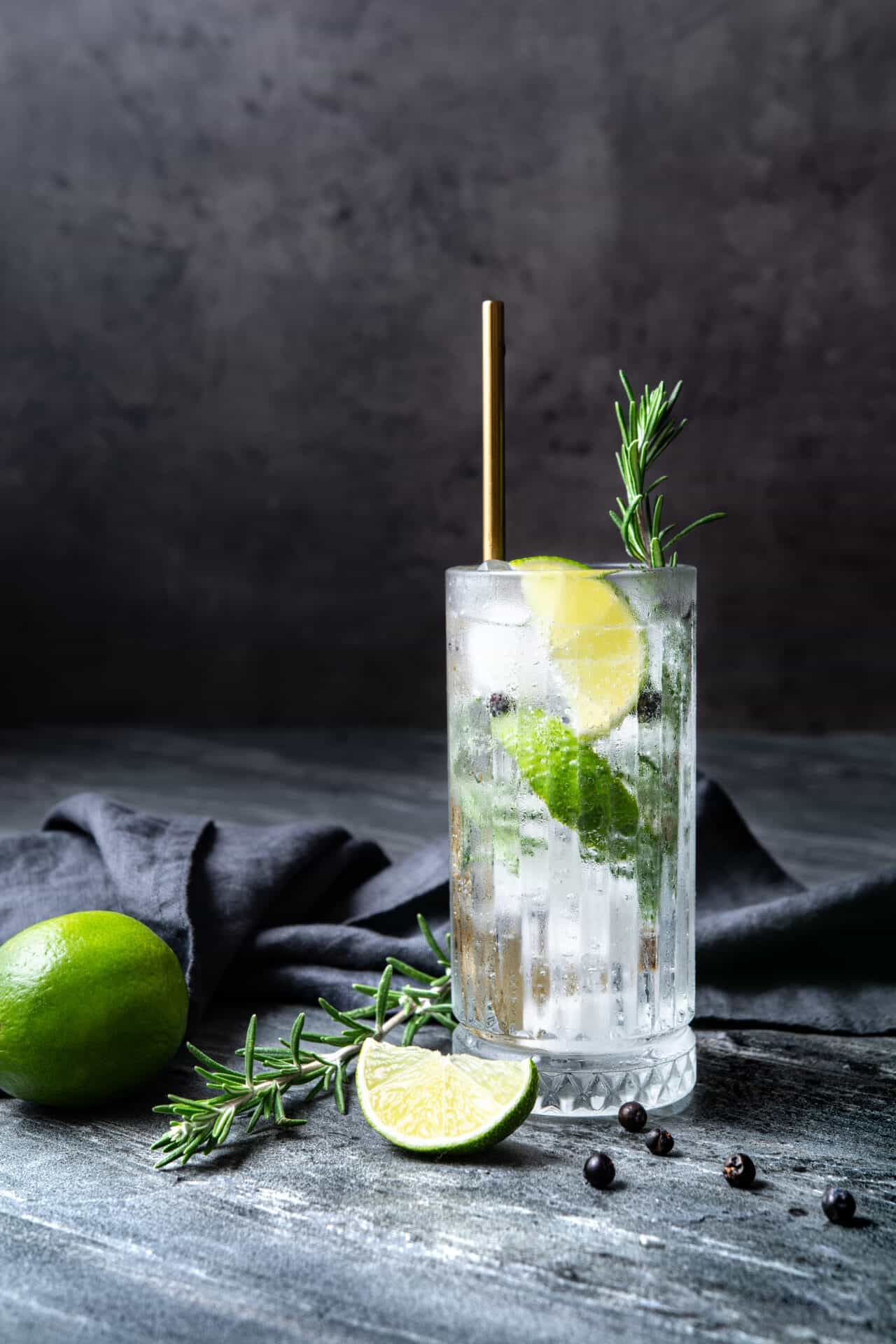 How to Make a Gin and Tonic - Twist and Toast