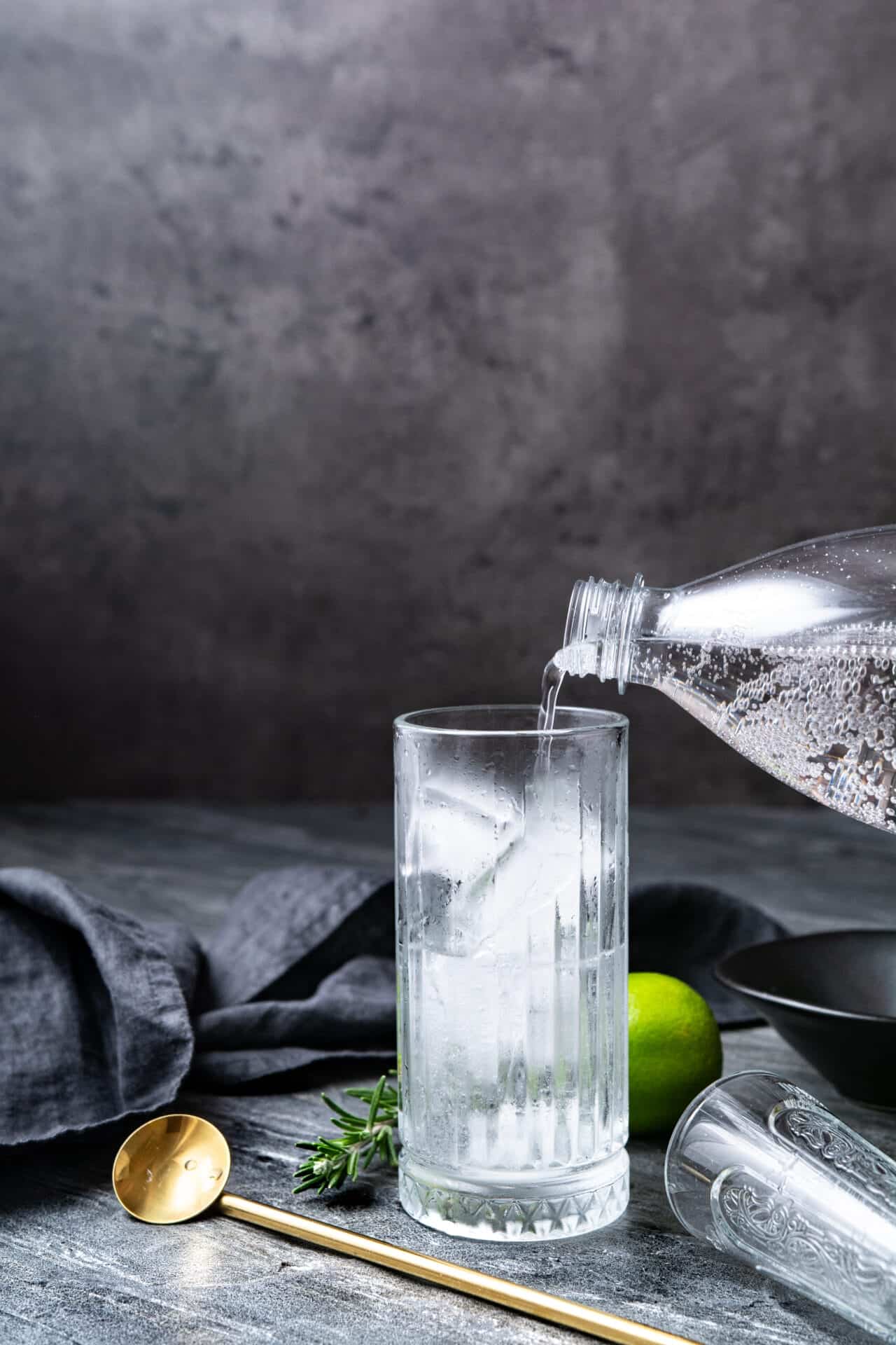 How to Make a Gin and Tonic - Twist and Toast